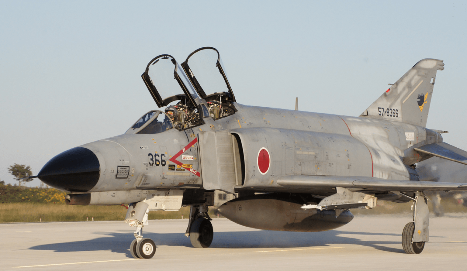 退役した自衛隊・f 4ファントム戦闘機の評価とは? 海洋国防アカデミー